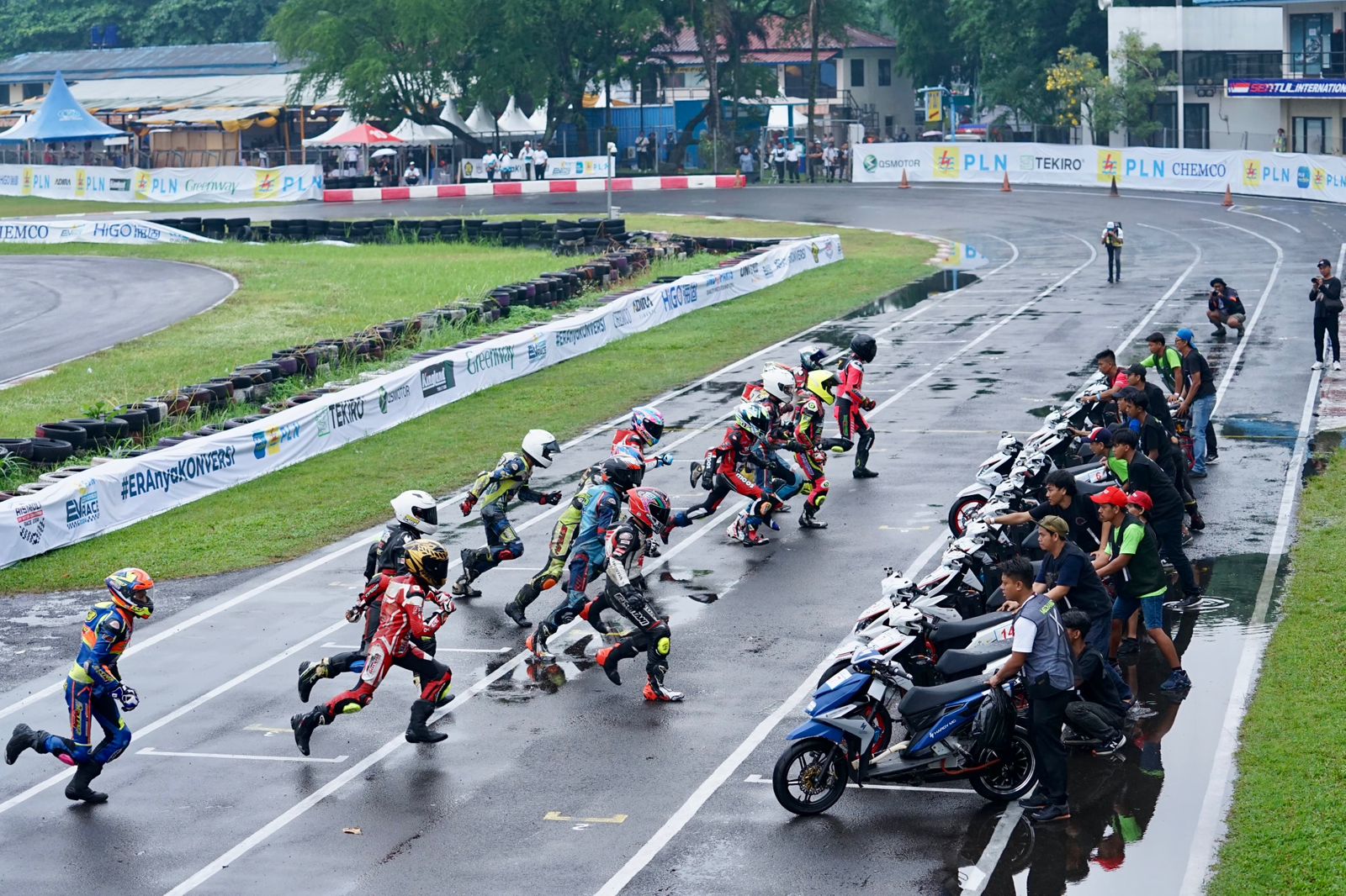 Hasil Lomba PLN Balap Motor Konversi Listrik - motosport