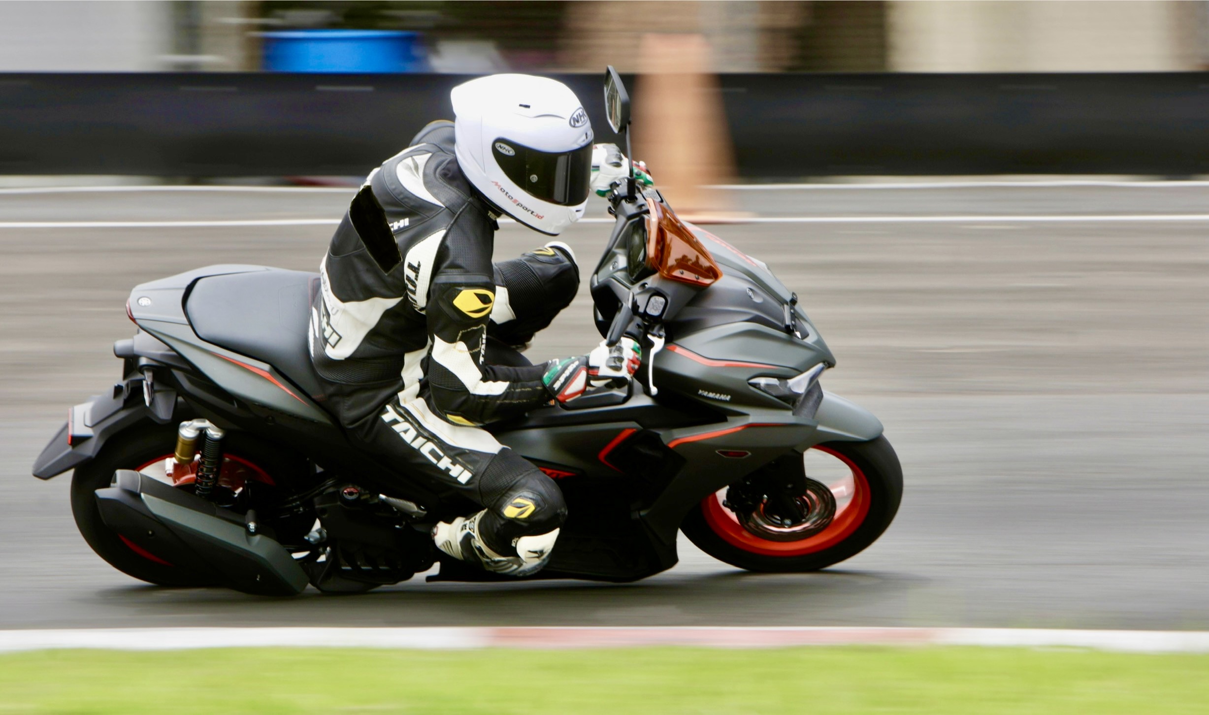 Test Ride Yamaha Aerox Alpha Turbo Ultimate Serasa Pembalap MotoGP ...