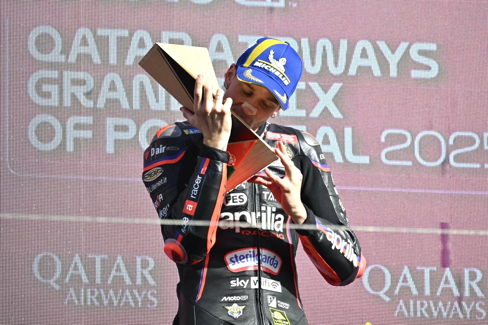 Marco Bezzecchi Ngacir Juarai Hasil MotoGP Portugal 2025 - motosport